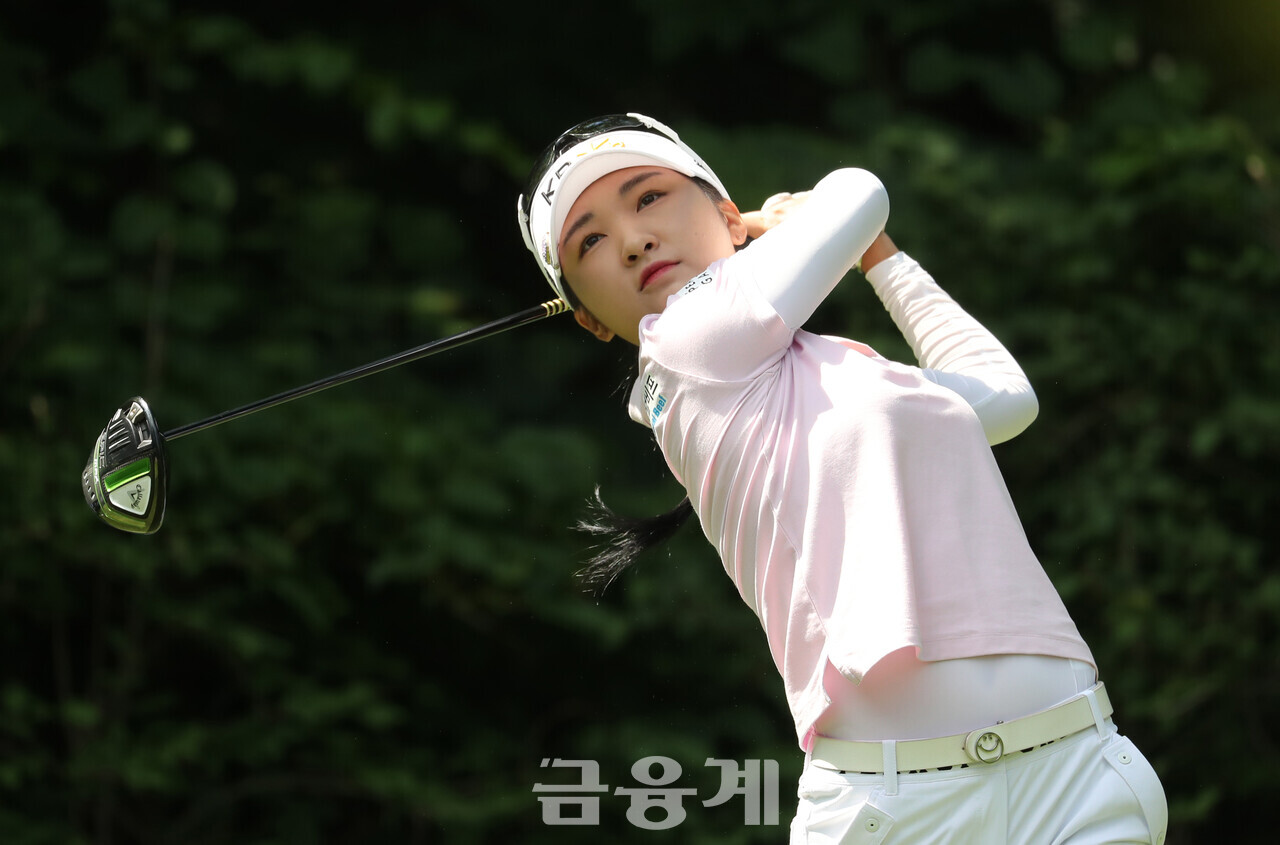 [골프] KB국민은행 이예원,KLPGA ‘Sh수협은행 여자오픈’ FR 티샷